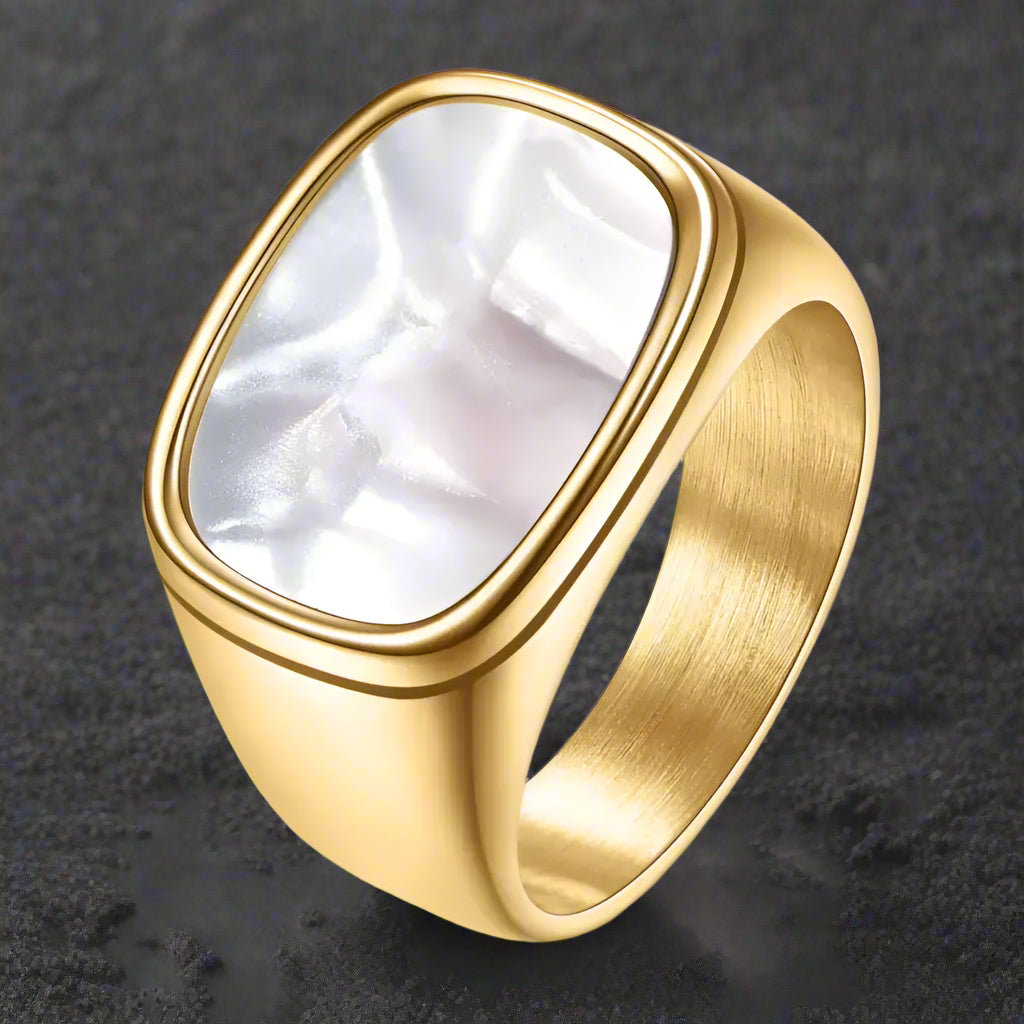 Minimalist Shell Signet Ring – Bold Unisex Coastal Chic – ShellVibe©